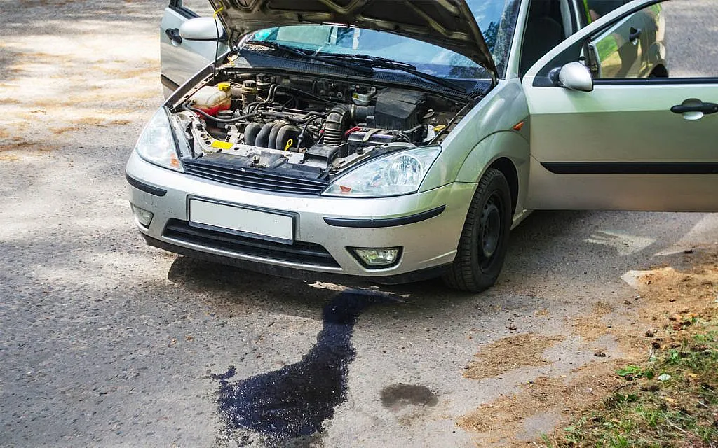Essential Guide: How to Handle Road Emergencies Safely
