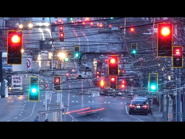 Understanding Traffic Jams: Causes and Solutions for Safe Driving